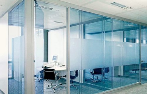 Frameless Office Glass Partition Dubai | UAE - Khaleej Aluminium